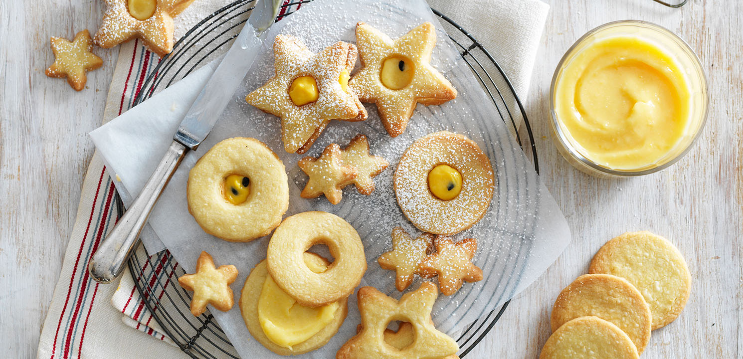 3 Ingredient Buttery Shortbread 3 Ingredient Buttery Shortbread